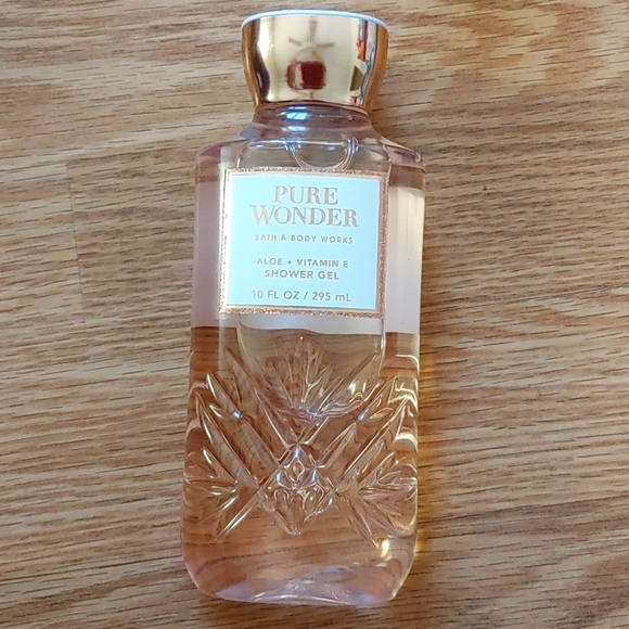 Bath & Body Works | Bath & Body | Pure Wonder Body Wash | Poshmark